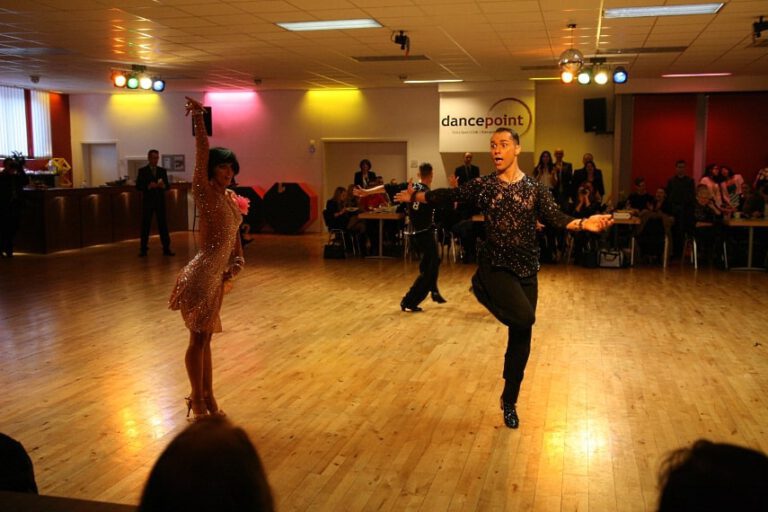 Jive tanzen lernen - Ursprung, Geschichte und Entwicklung