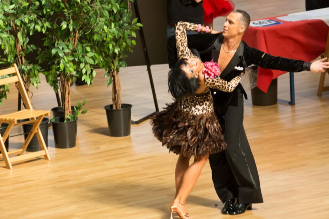 Samba tanzen lernen - Ursprung, Geschichte und Entwicklung